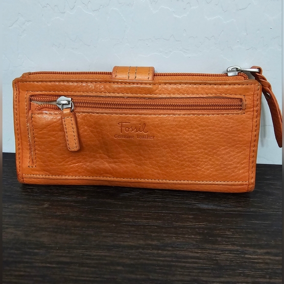 Fossil | Bags | Fossil Wallet | Poshmark